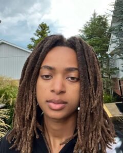 How to Maintain Your Free-Form Dreads – 9 Easy Tips – Forever Braids